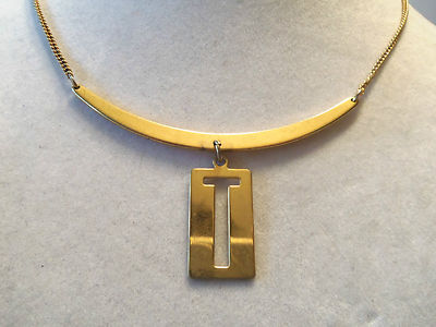 (BIAGI) FUNKY COOL Design Goldtone "T" MONOGRAM Dangle Band 18 ...