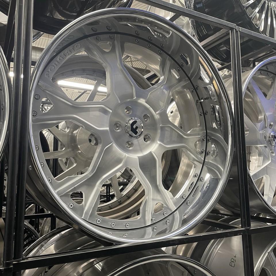 26x9-10 Forgiato Wheels Braccio Brushed Chrome Lip Old School Box Chevy ...