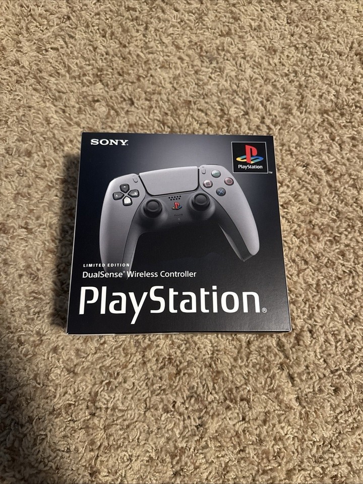 PS5 30th Anniversary Edition Portal And Controller Bundle 711719595953 ...