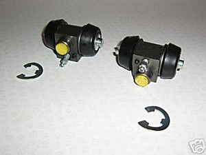 2 x RELIANT FOX, KITTEN, RIALTO & ROBIN REAR BRAKE WHEEL CYLINDERS ...
