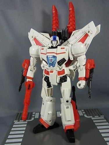 New Transformers Jetfire/skyfire Hasbro LG-07 Autobot Leader Action ...