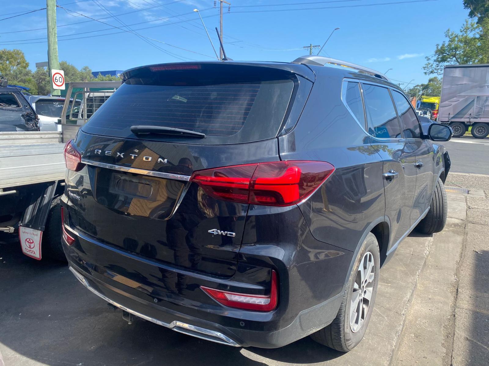 SSANGYONG REXTON LEFT INDICATOR/FOG/SIDE BUMPER FOGLAMP, LED TYPE, Y450 ...