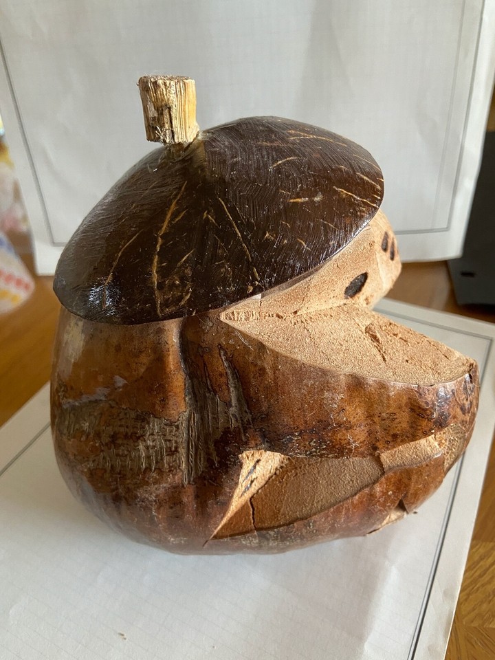 Vintage Hand Carved Coconut Monkey Bank 9" Hawaii Hawaiian Souvenir ...