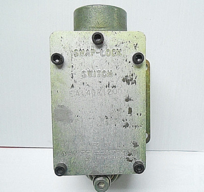 EA14021200 NAMCO SNAP LOCK SWITCH NEW OLD STOCK | eBay