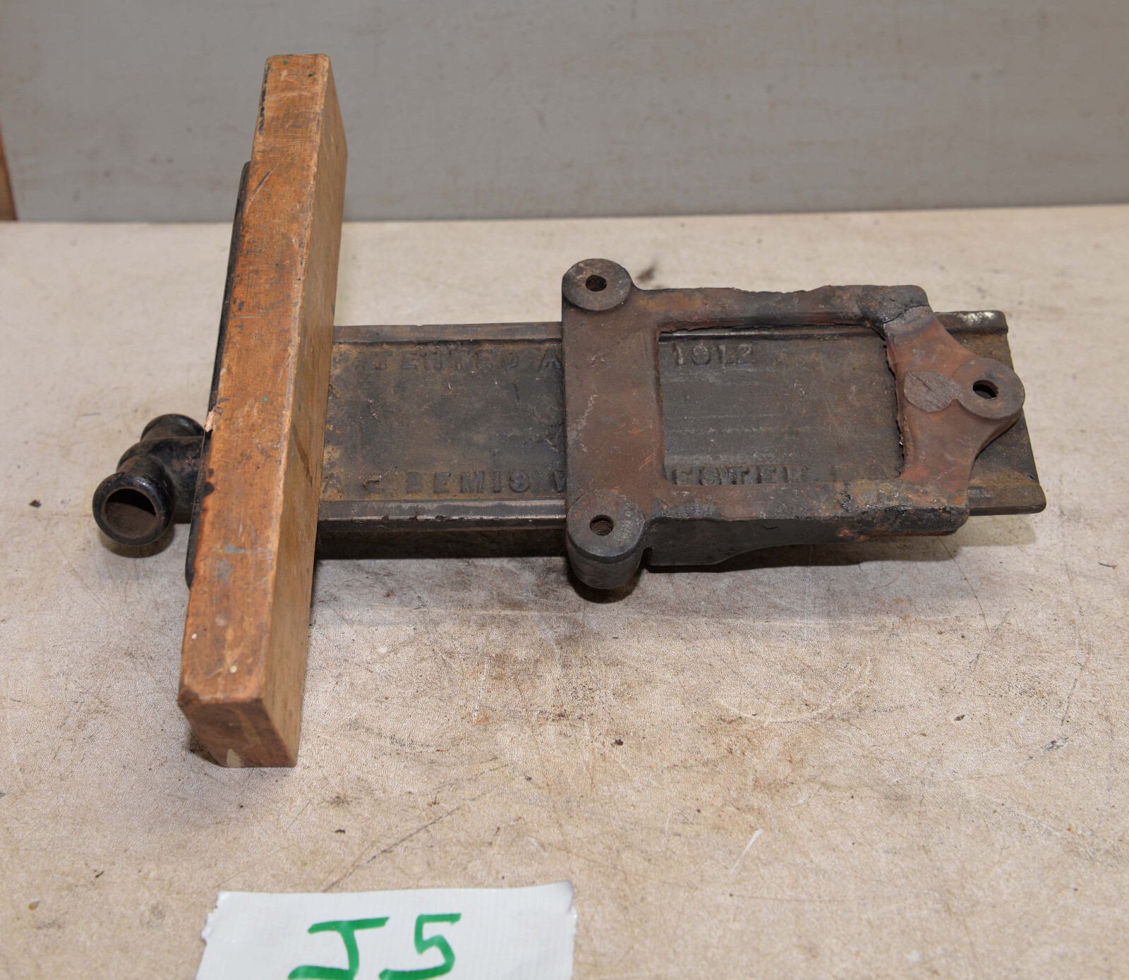 Vintage A L Bemis under bench screw vise patent 1912 collectible ...