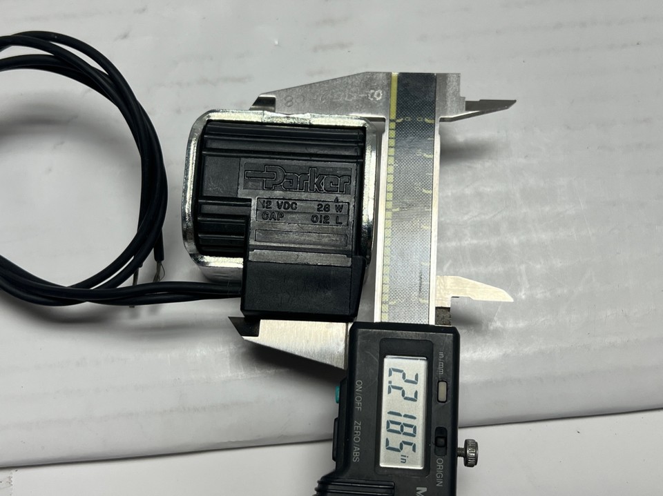 Parker Hydraulics 12 VDC 28W CAP 012 L Cartridge Valve Solenoid Coil 5/ ...