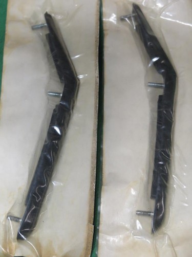 2 pc 3893800 GM 67-69 CAMARO NOS FRONT BUMPER GUARD IMPACT CUSHION ...