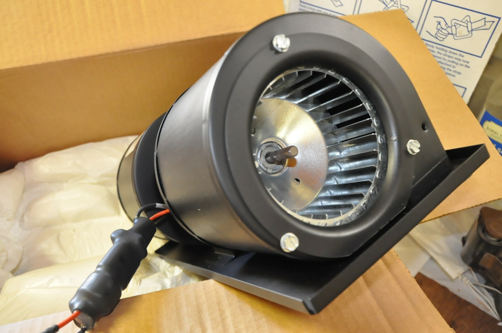 HET M1070 Fan blower motor 24 volt military NOS.#-4B11260. NSN-2920-01 ...