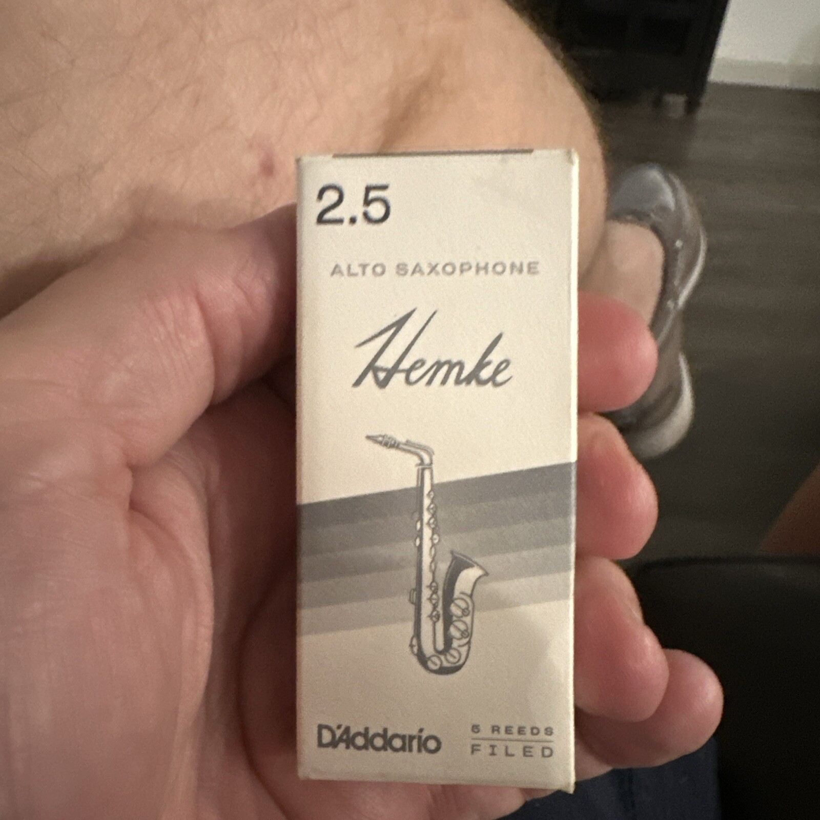Rico Hemke Alto Saxophone Reeds #2.5 (5-Pack) NEW Open Box - four reeds ...