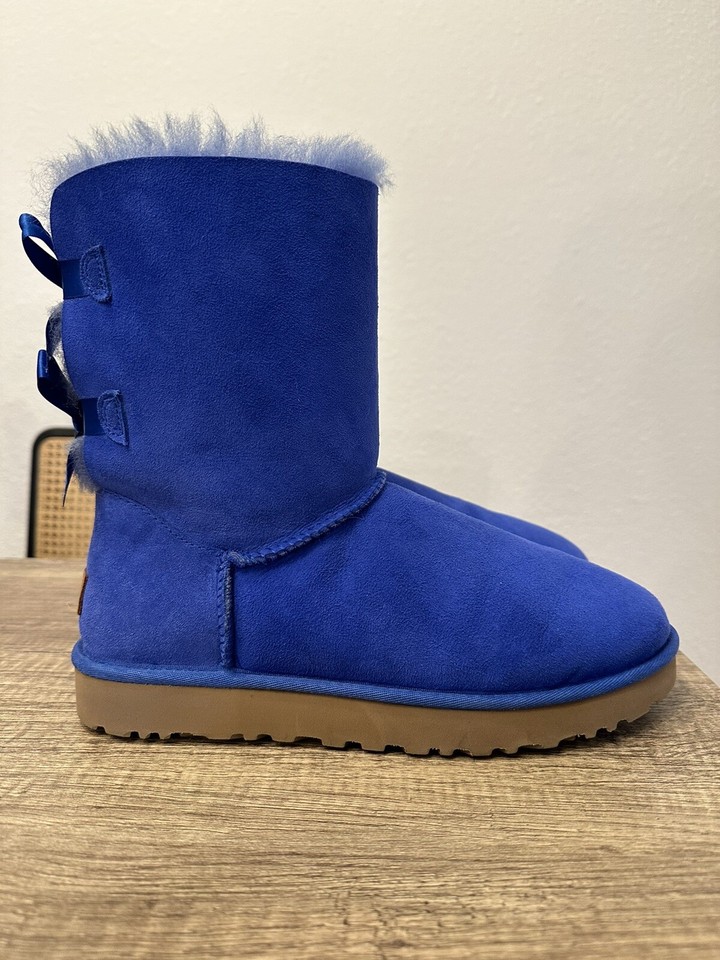 UGG Bailey Bow II Deep Periwinkle Blue Bright Blue Excellent Condition ...