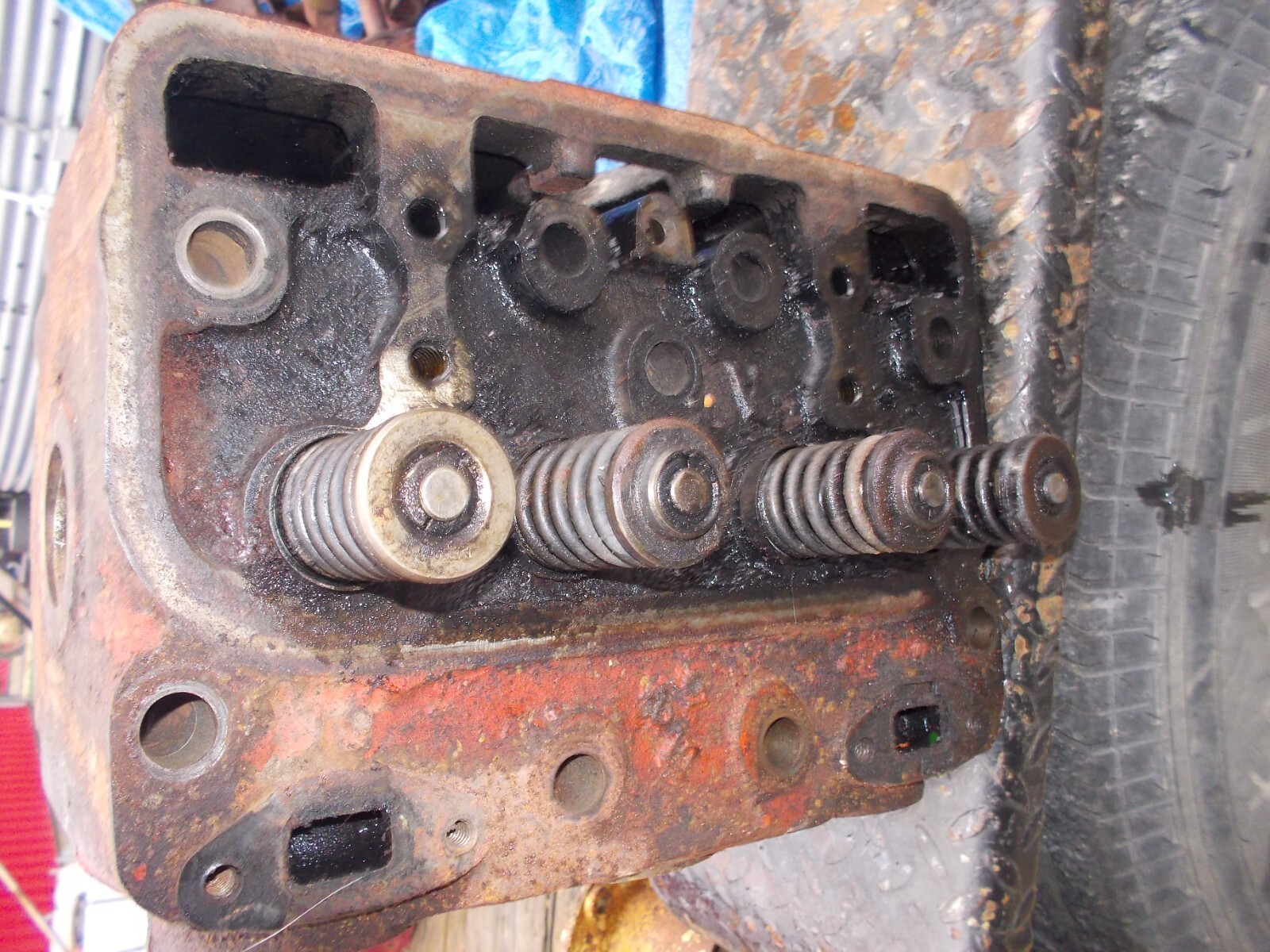 Case 731 Diesel D tractor engine motor Front Rear cylinder head A20957 ...