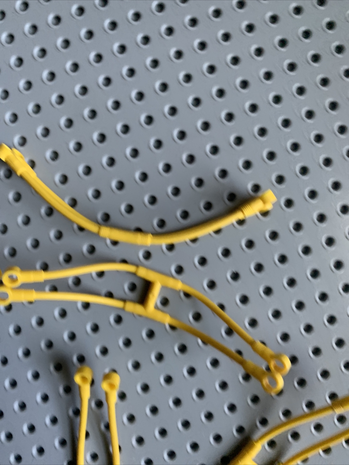 Lego Minifigure Utensil Stretcher Holder Flexible lot of 5 yellow part ...