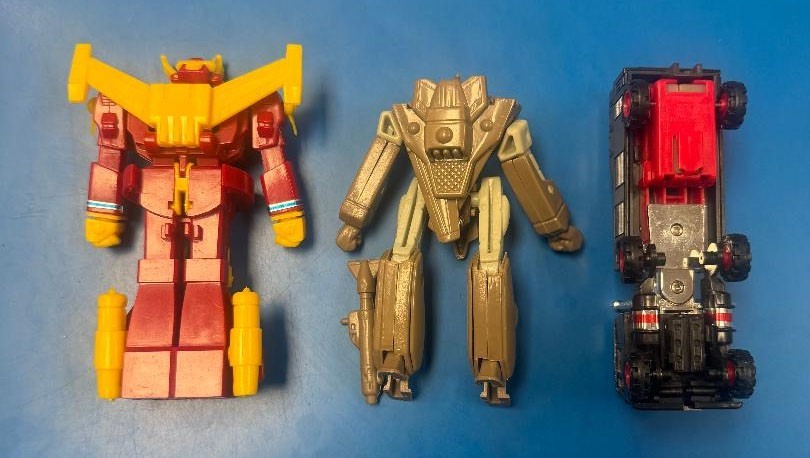 3 1980's Vintage Action Figures Robo Tech, Mega Moto Bot, Combat Mecha ...