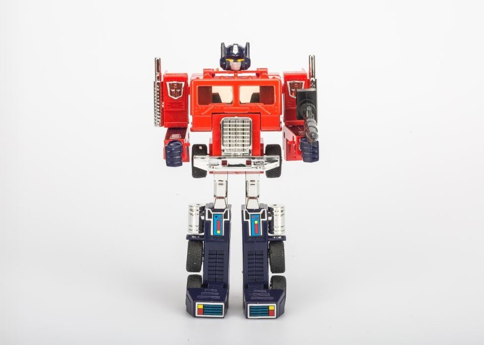 TRANSFORMERS G1 Reissue Optimus Prime boxed or without box Free ...