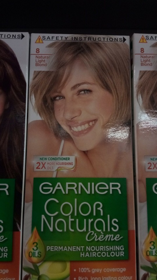 GARNIER Color Naturals New double protection formula Hair color creme ...