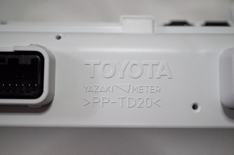 GENUINE TOYOTA FORTUNER 2016 GAUGES ILLUMINA STYLE OPTITRON PART 83800 ...