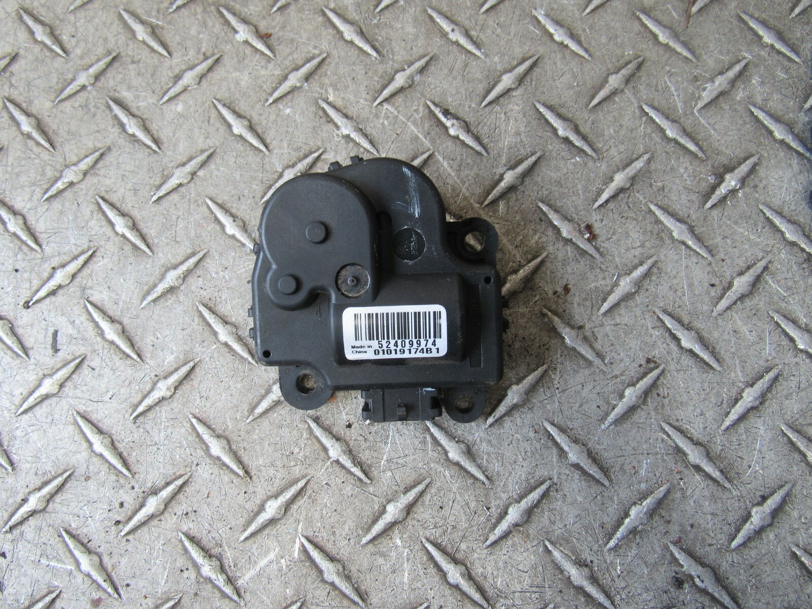 2010 CHEVROLET IMPALA LEFT BLEND DOOR ACTUATOR 52409974 3.5L | eBay