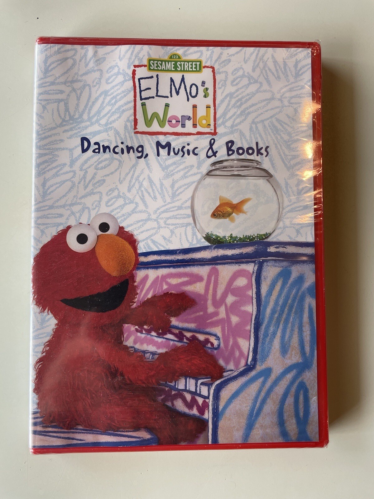 Elmo’s World: Dancing, Music, And Books | Grelly USA