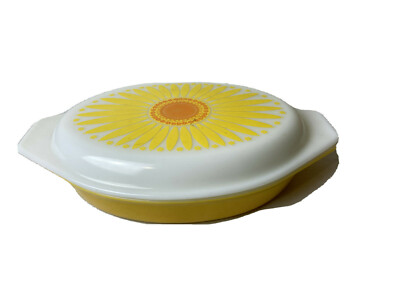 Pyrex 1.5 Qtr Oval Divided Dish Flower Lid Sunflower Daisy Sunburst ...