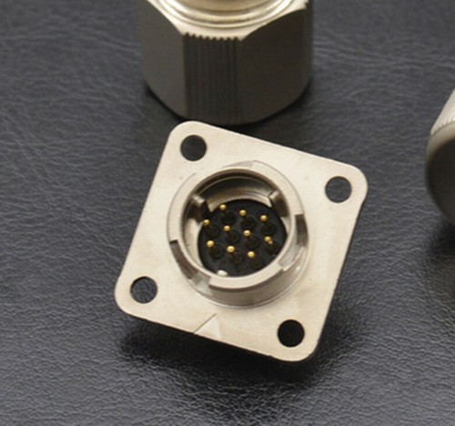 CM10-SP10S-M MITSUBISHI Yaskawa servo motor encoder connector Base DDK ...