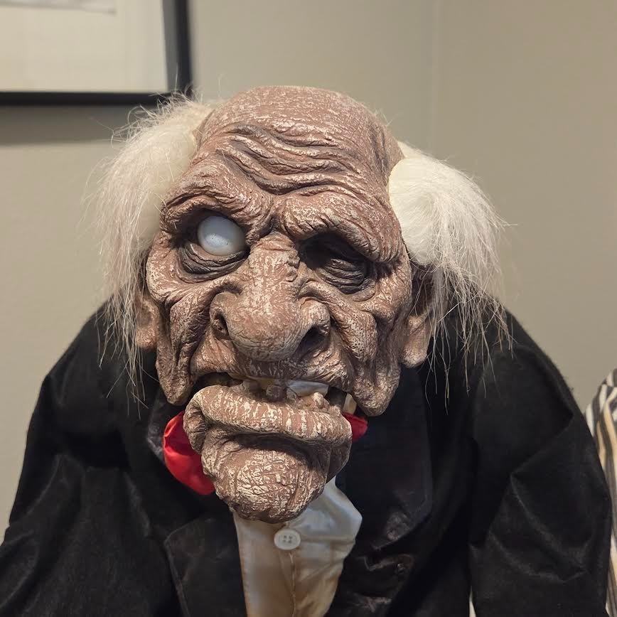 2 Halloween Talking Animated Prop Door Greeters 38" Animatronic Haunted ...