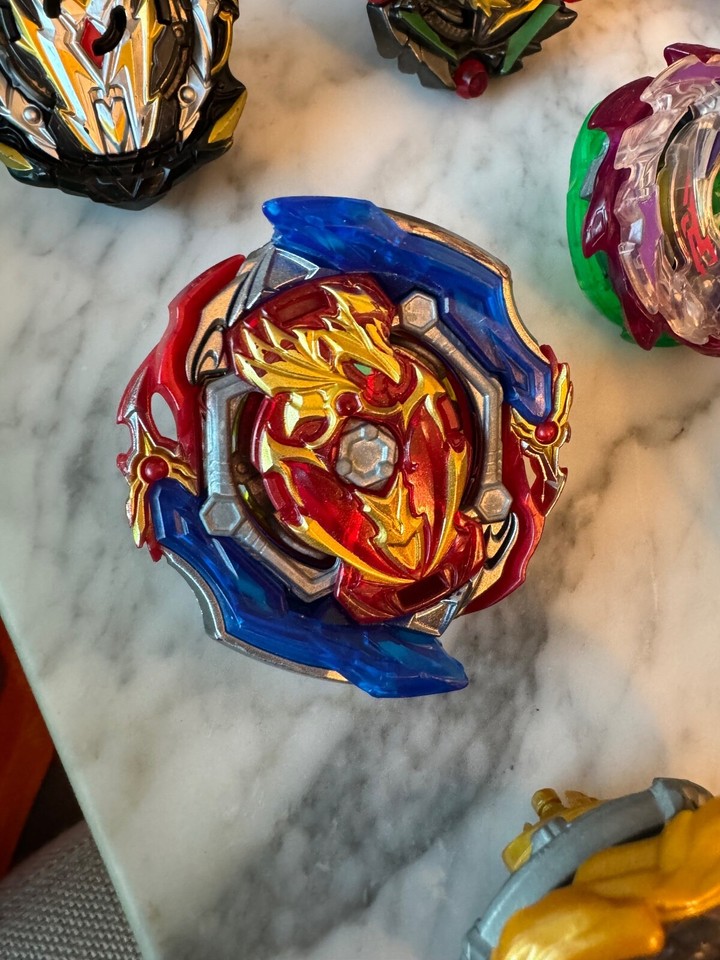 Highest Quality Beyblade Metal Lot - 89 complete beyblades, lightly ...