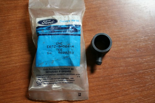 NOS Ford Fuel Return Tee Diesel E6TZ-9A564-A 86-87 F250 F350 7.3L 6.9L ...