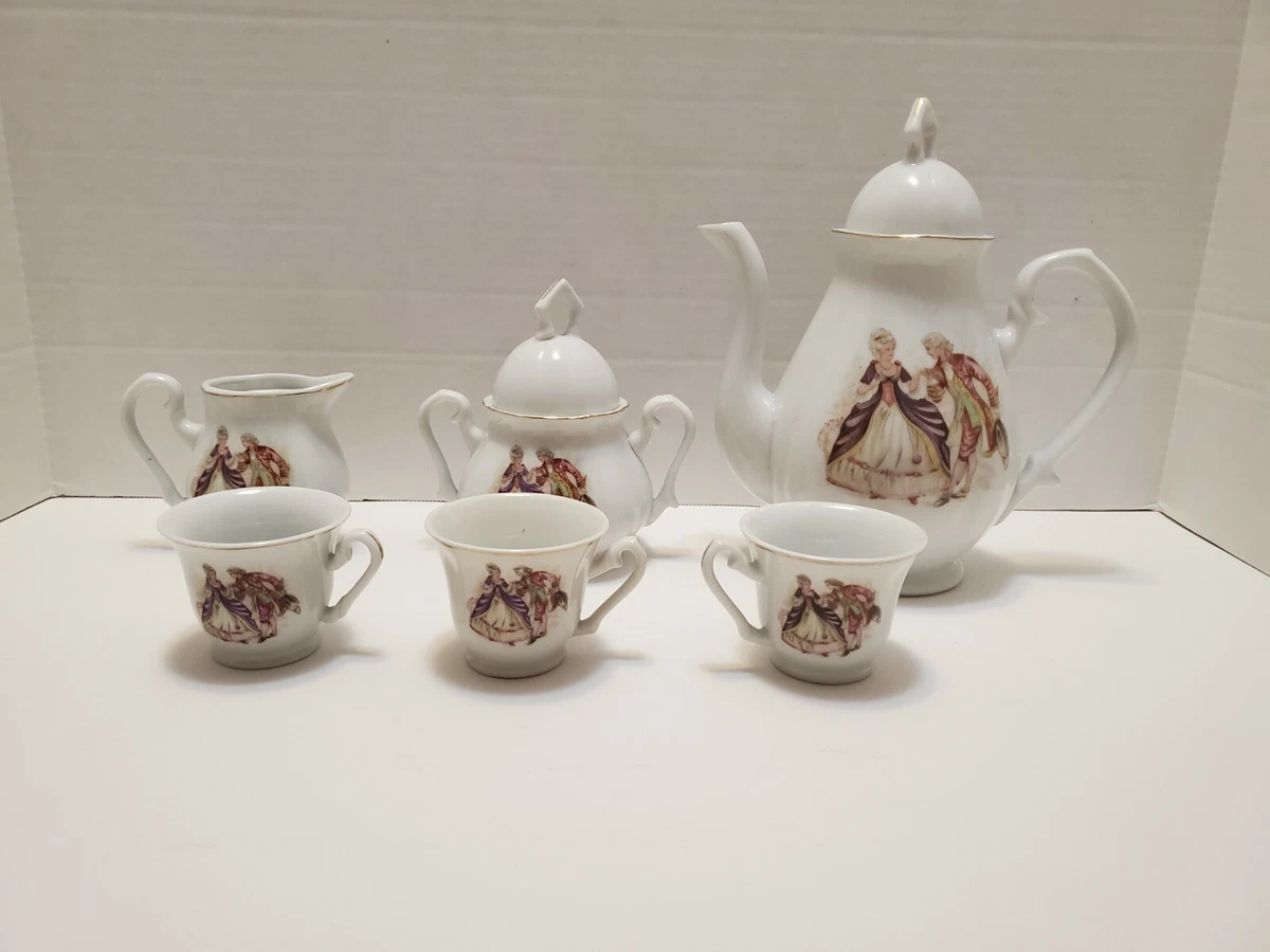 Colonial Tea Set
