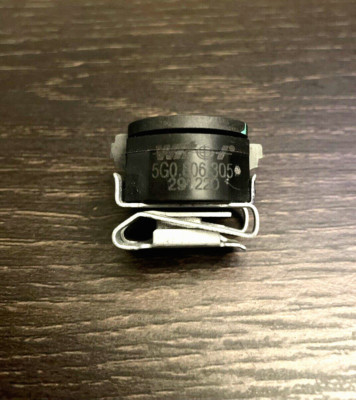 OEM 2015-2017 VOLKSWAGEN HEADLIGHT ASSEMBLY MOUNTING SPACER 5G0806305 ...