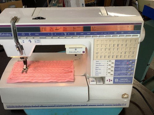 Husqvarna Viking 1#+ Sewing Machine w/case & accessory tray | eBay