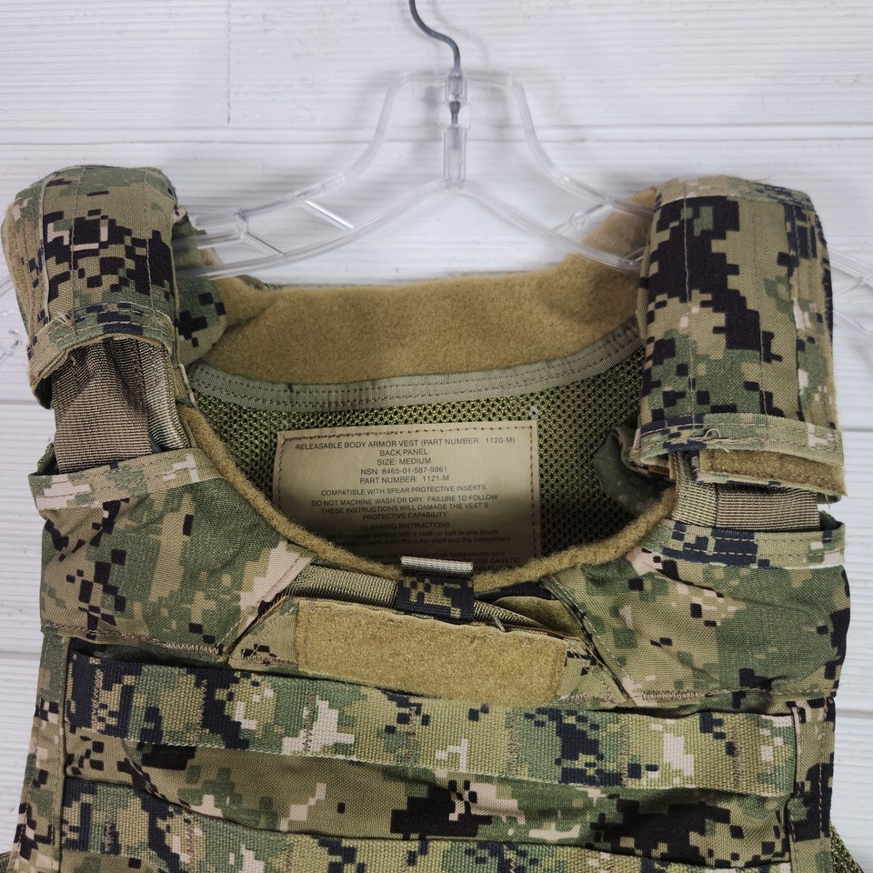 New Specialty Defense Releasable Body Armor Vest Medium Plate Carrier ...