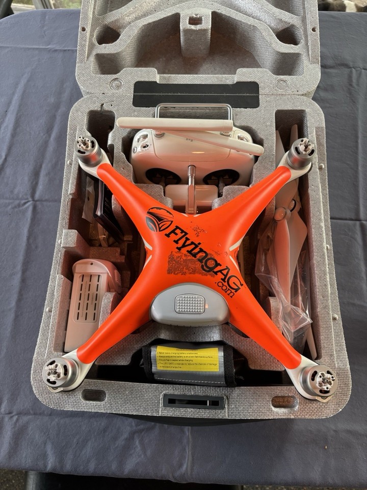 DJI Phantom 4 Pro V1 Drone Quadcopter with Accessories | eBay