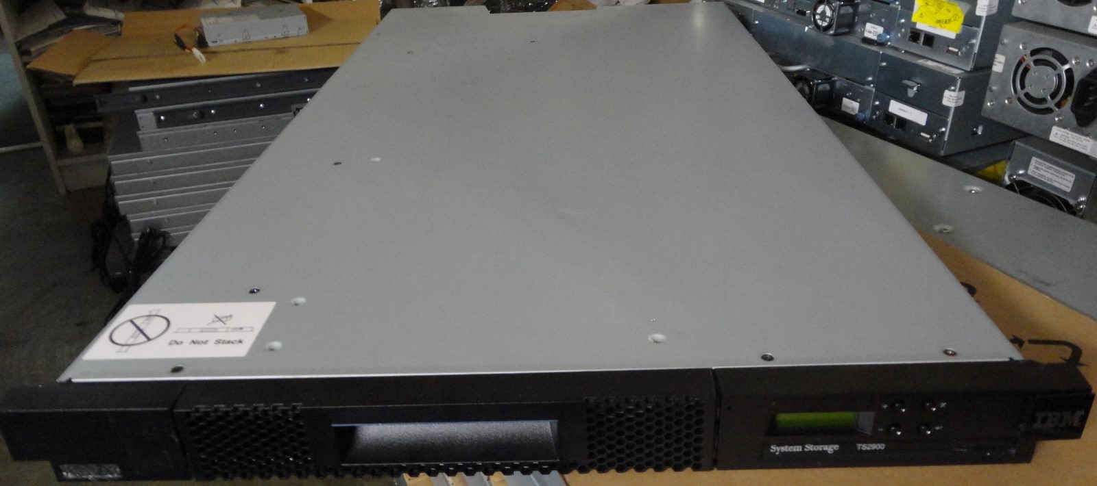 IBM 3572-S6H TS2900 Ultrium6 LTO6 HH SAS Autoloader 3572-S6R 6171-S6H ...