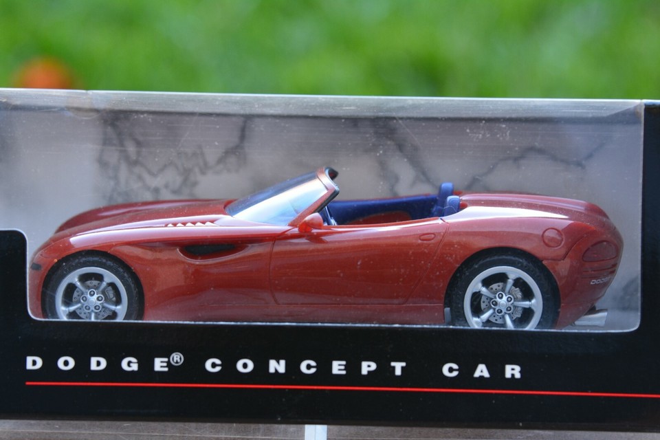 1/25 AMT / ERTL DODGE CONCEPT CAR , PLASTIC PROMO MODEL , NEW IN BOX | eBay