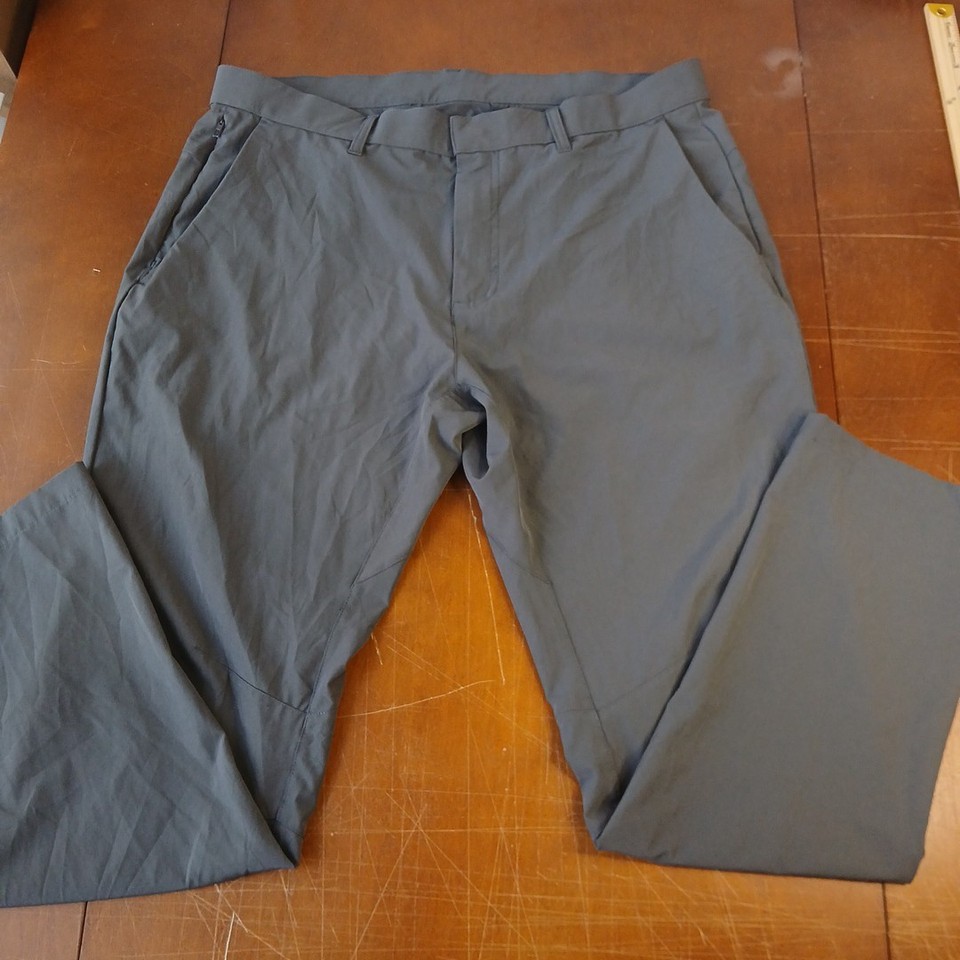 Fabletics Golf Pants Mens Large Onyx Gray The Only Pant Classic Fit ...
