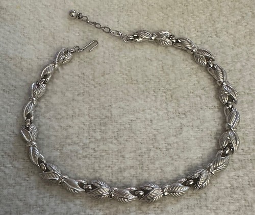 Trifari Vintage Frosty/Glossy Silver Tone Leaf Princess Length Necklace ...