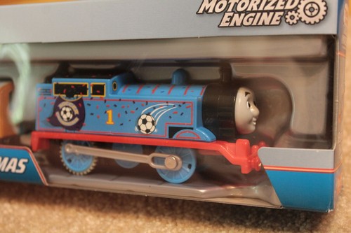 Trackmaster RED VS. BLUE THOMAS Motorized Train DFM83 2015 Soccer Annie ...