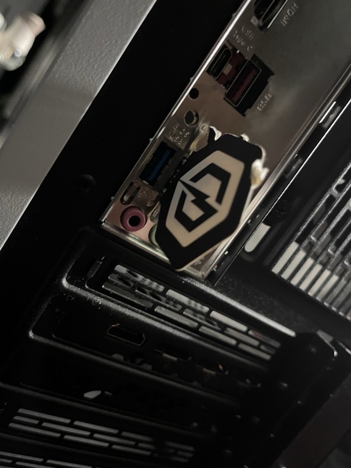 White & Black Cyberpower PC model C series + Cyberpower KeyBoard ...