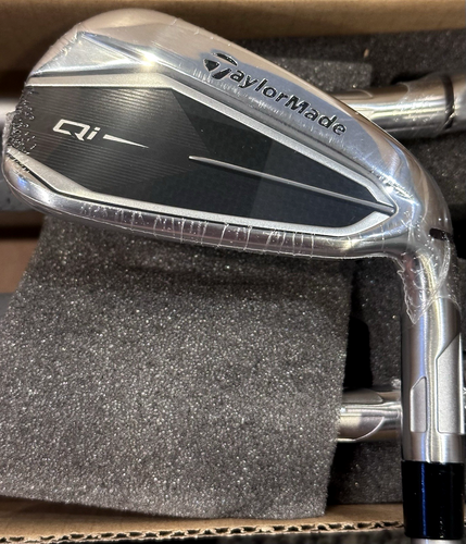 TaylorMade Qi10 Womens Iron Set - Graphite Shafts - 5-PW,AW - Ladies ...