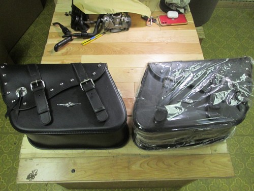 ROADKROME LeatherTek Motorcycle Saddlebag Set - Indiana Rigid Studded ...