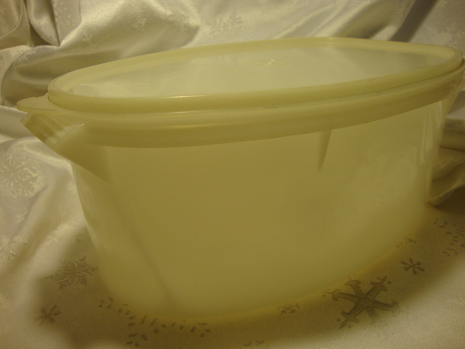 Vintage TUPPERWARE #487 Ham/Turkey Saver Container~Thanksgiving ...