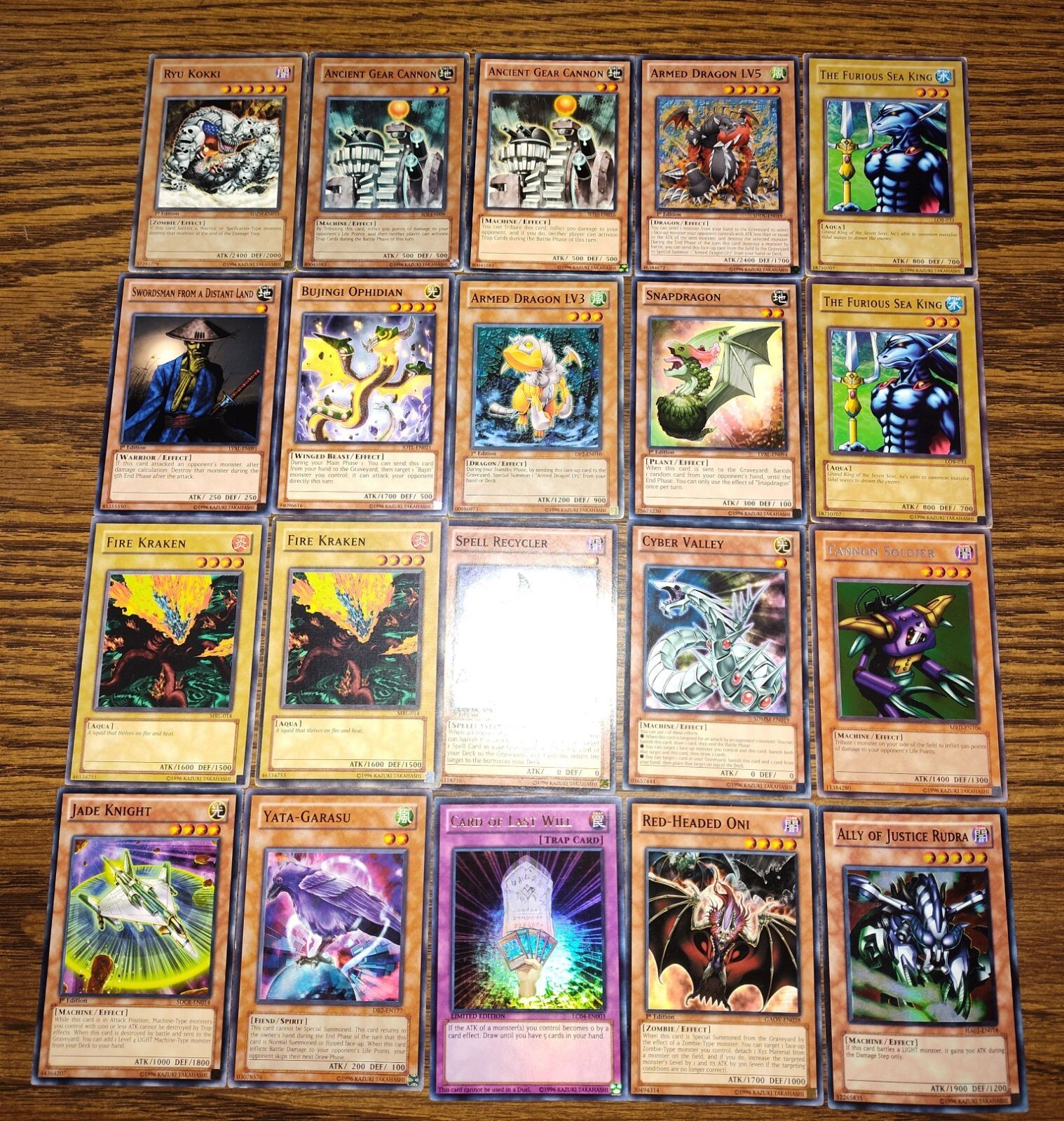 105 YUGIOH CARDS EXTREMELY RARE COLLECTION ULTIMATE LOT, No Random ...
