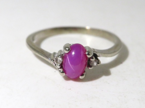 LADIES 10k WHITE GOLD RING w LINDE STAR RUBY & 2 SINGLE CUT DIAMONDS ...