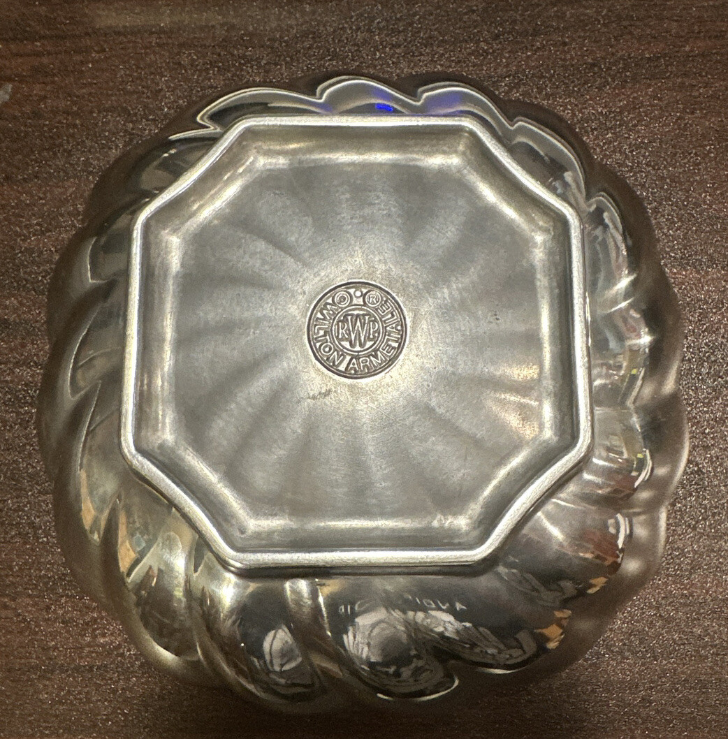 RWP Wilton Armetale Pewter Eddy Serving Bowl Scalloped Fluted Food Safe ...