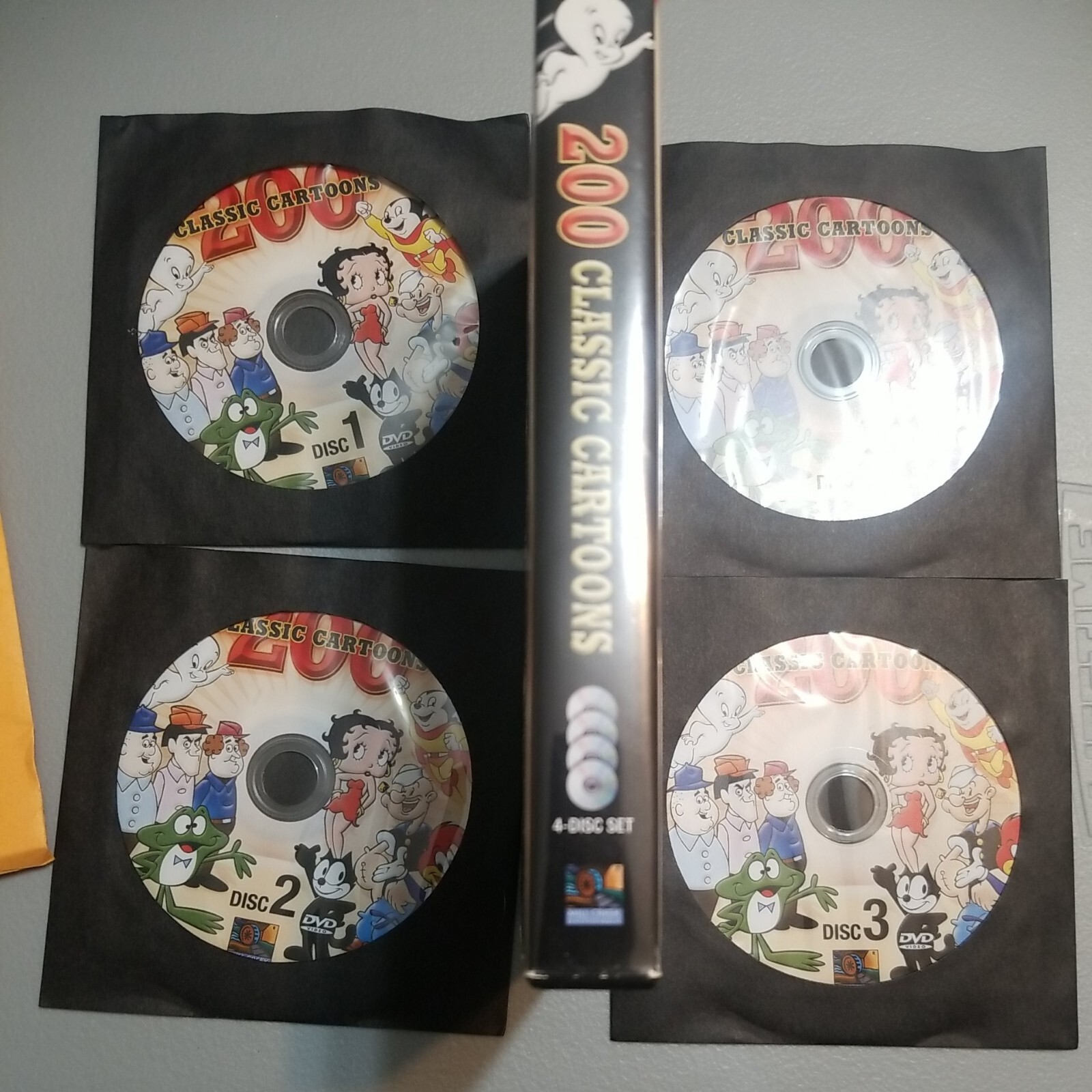 200 Classic Cartoons Collector's Edition 4 DVD's, Felix the Cat, Gumby ...