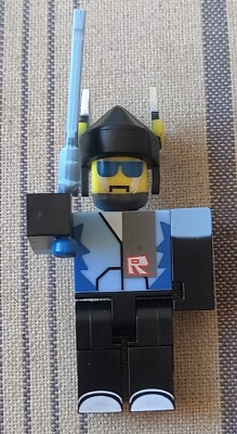 Official Roblox legends of Roblox Litozinnamon figure | eBay