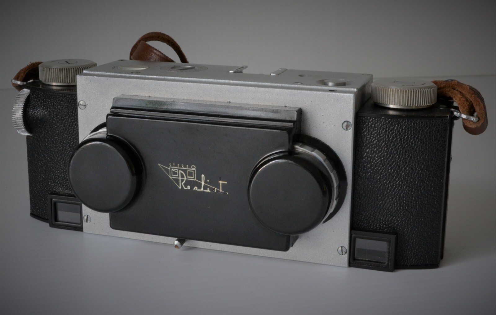 David White STEREO REALIST 35MM F3.5 Camera original half case/strap | eBay