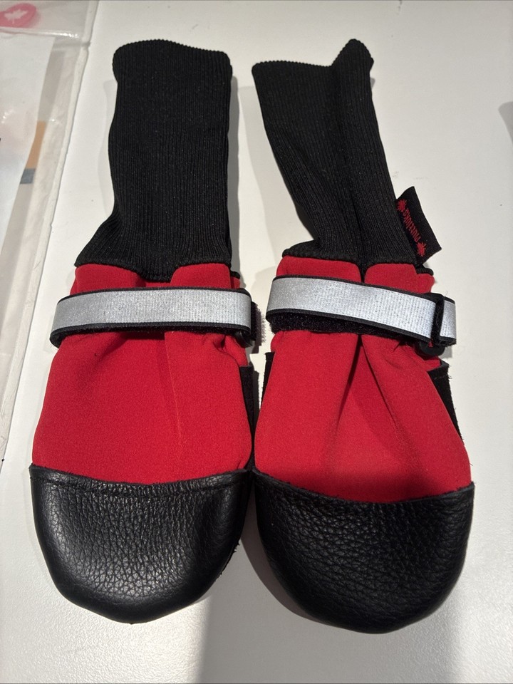Muttluks Size M/4 Original Fleece-Lined Dog Boots, Made In Canada. | eBay