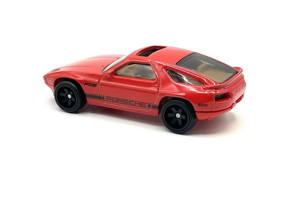 2025 Hot Wheels 1983 Porsche 928S (red) #250 SUPER CUSTOM WHEEL SWAP by ...