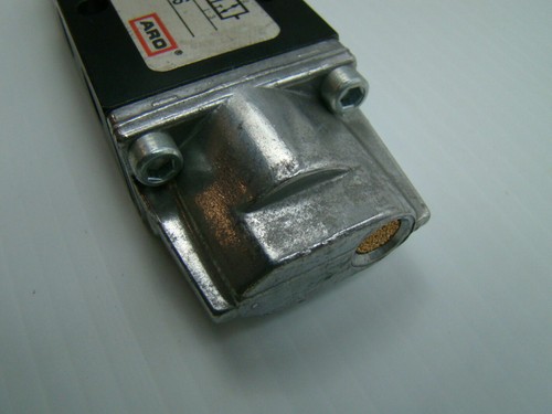 ARO Pneumatic 3 Way Pilot Valve E252PS | eBay